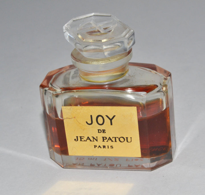 Shop Vintage Women's Perfumes | Timeless Fragrances at Quirky Finds ...